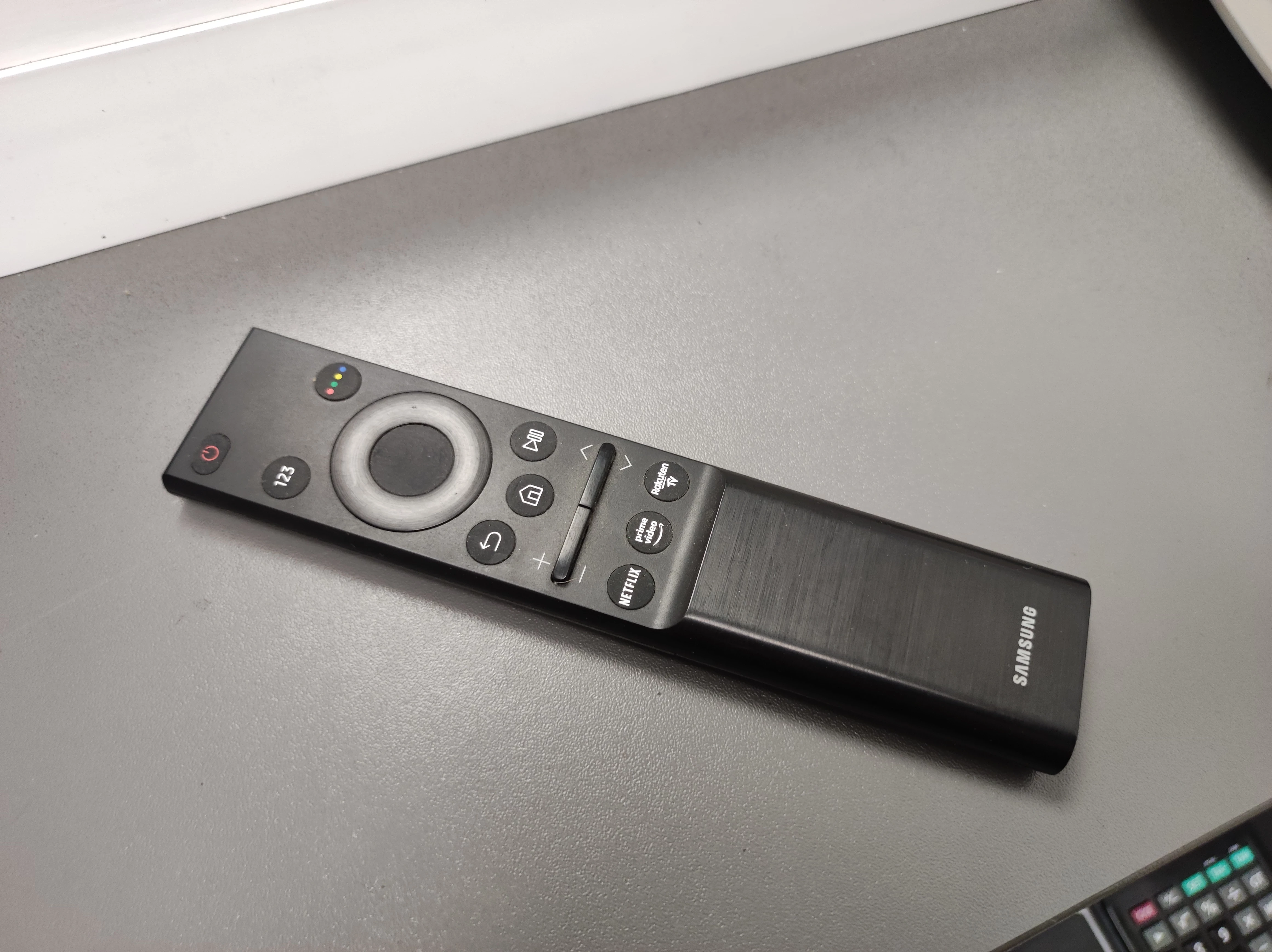 TELEWIZOR LED SAMSUNG 50 CALI SMART TV , UE50AU7172U + PILOT | Loombard.pl
