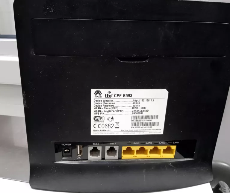 ROUTER HUAWEI CPE B593 | Routery WiFi i Access Pointy | Loombard.pl