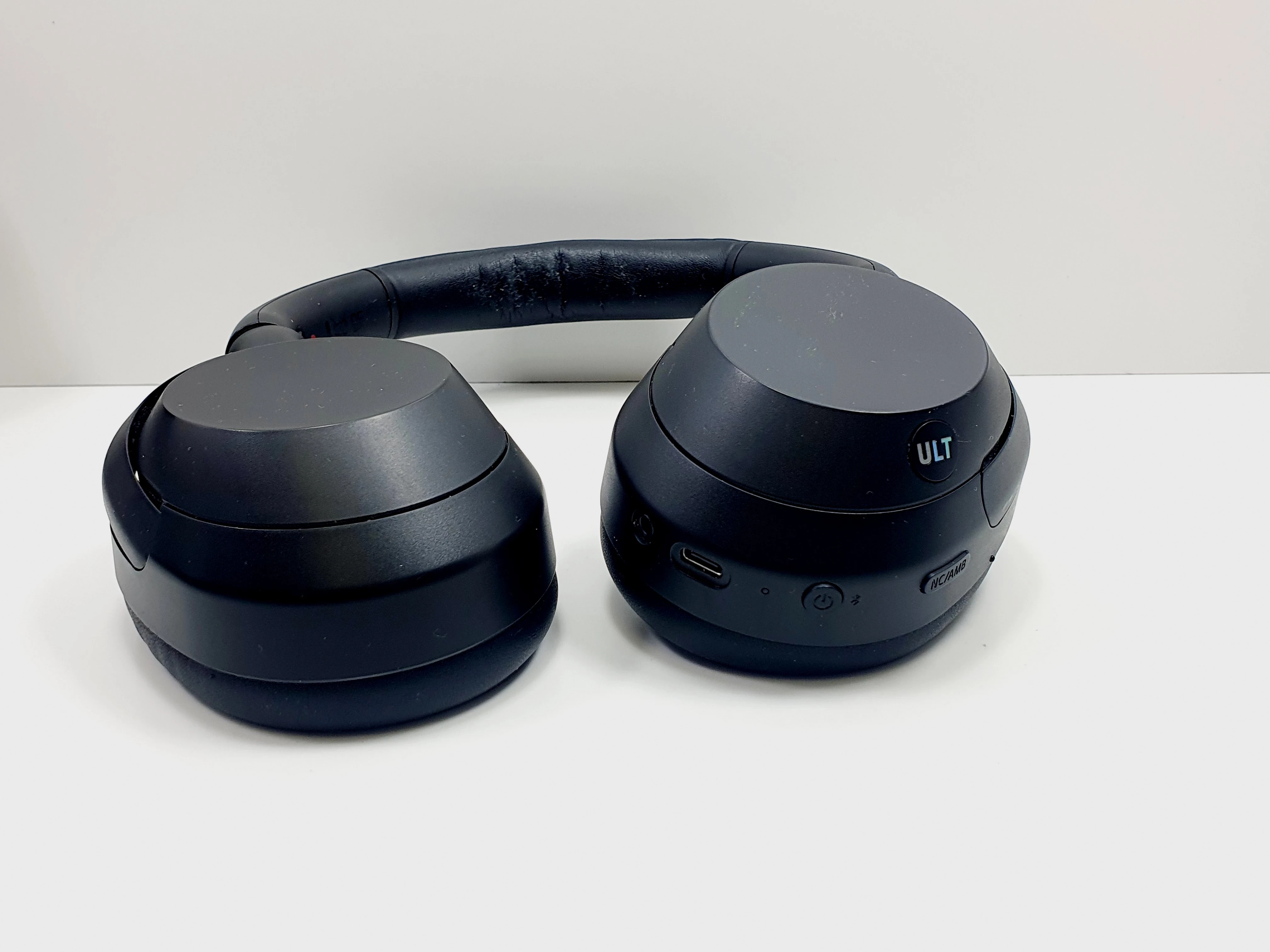 SŁUCHAWKI BEZPRZEWODOWE NAUSZNE SONY ULT WEAR BLUETOOTH CZARNY WH ...