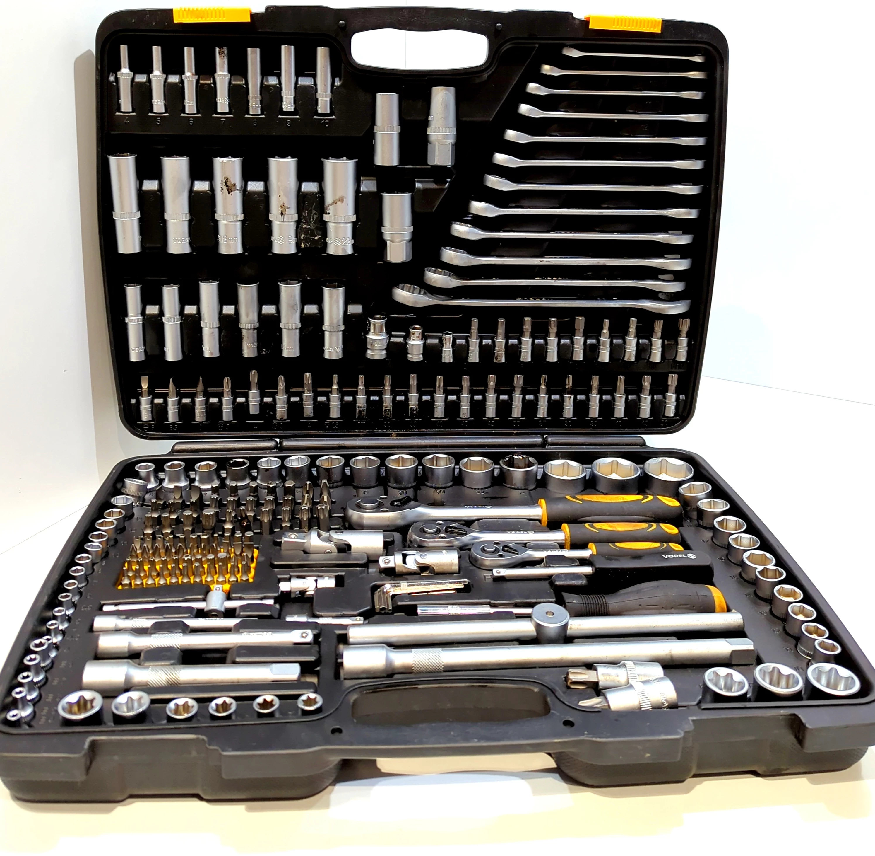 ZESTAW NARZĘDZIOWY KLUCZE NASADKI 1/2 216EL VOREL | Zestawy narzędzi | Loombard.pl