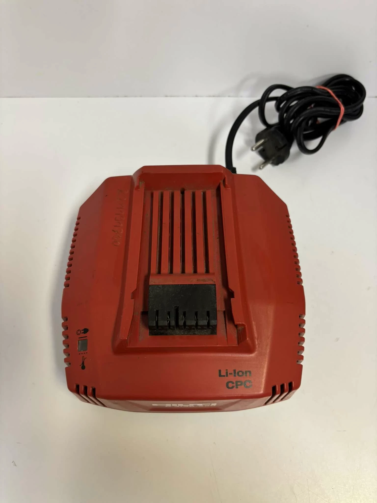 ŁADOWARKA HILTI C4/36-350 | Ładowarki | Loombard.pl