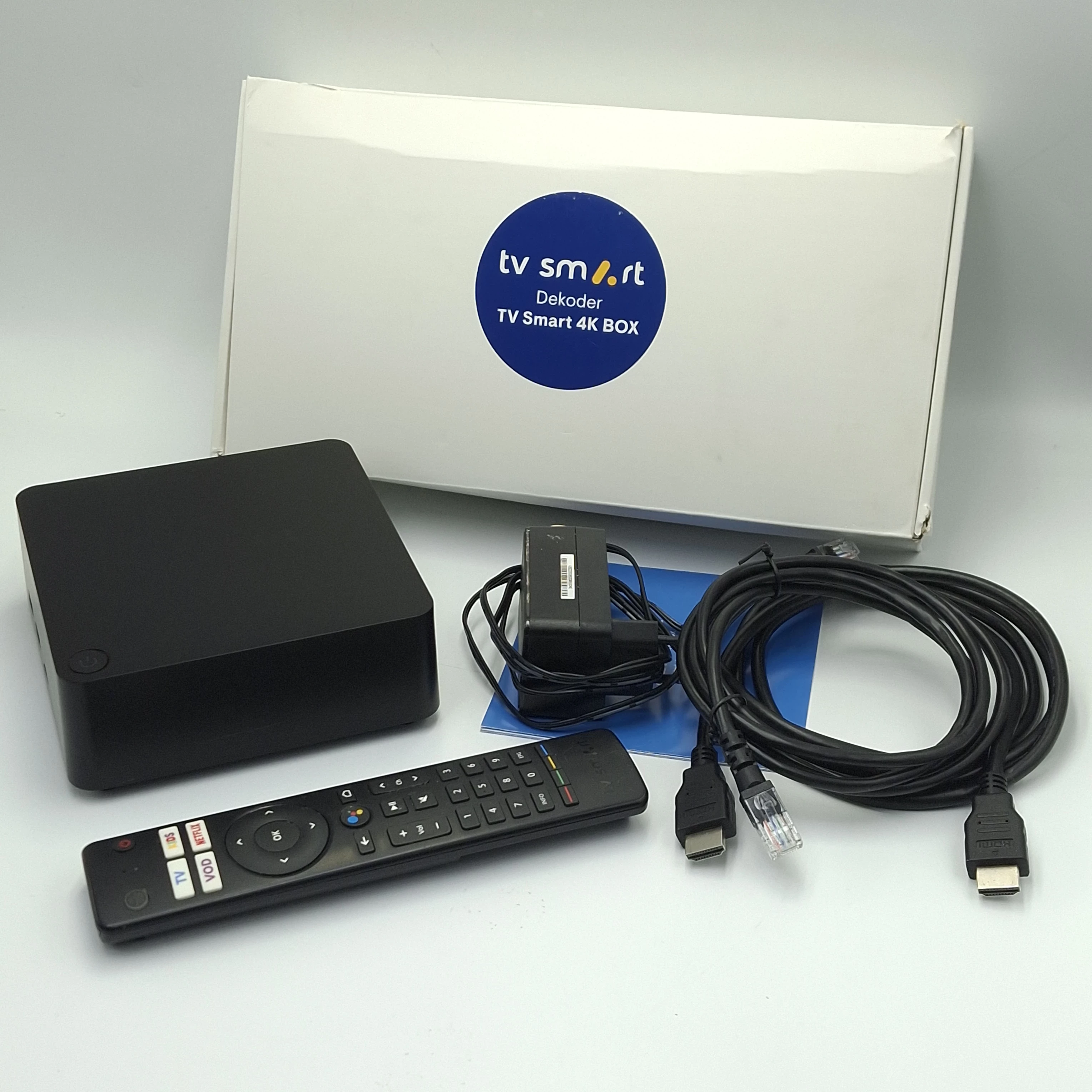 DEKODER TV SMART 4K BOX DV8981 | Urządzenia | Loombard.pl