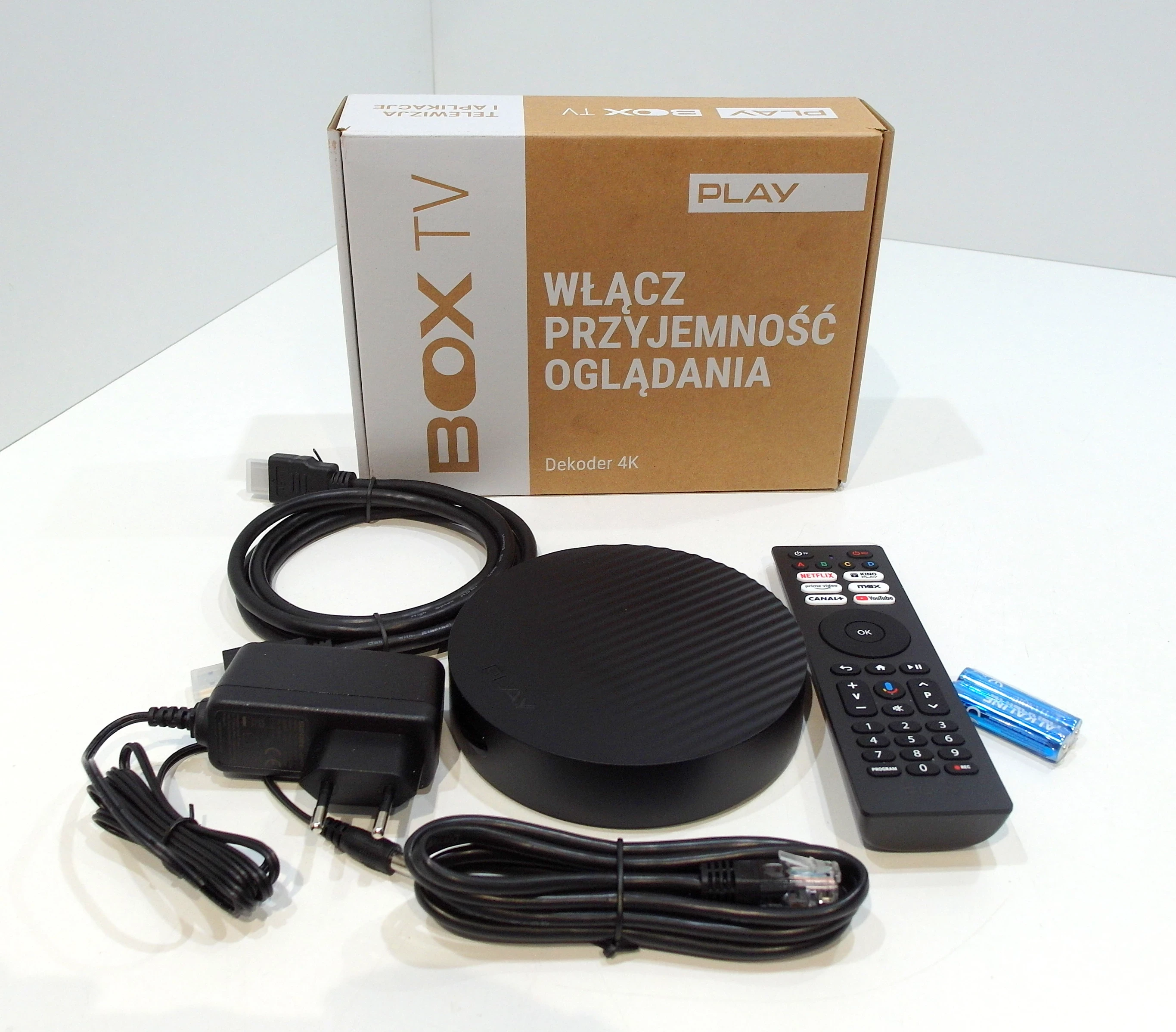 DEKODER PLAY BOX TV 4K HDR ANDROID TV SMART | Urządzenia | Loombard.pl