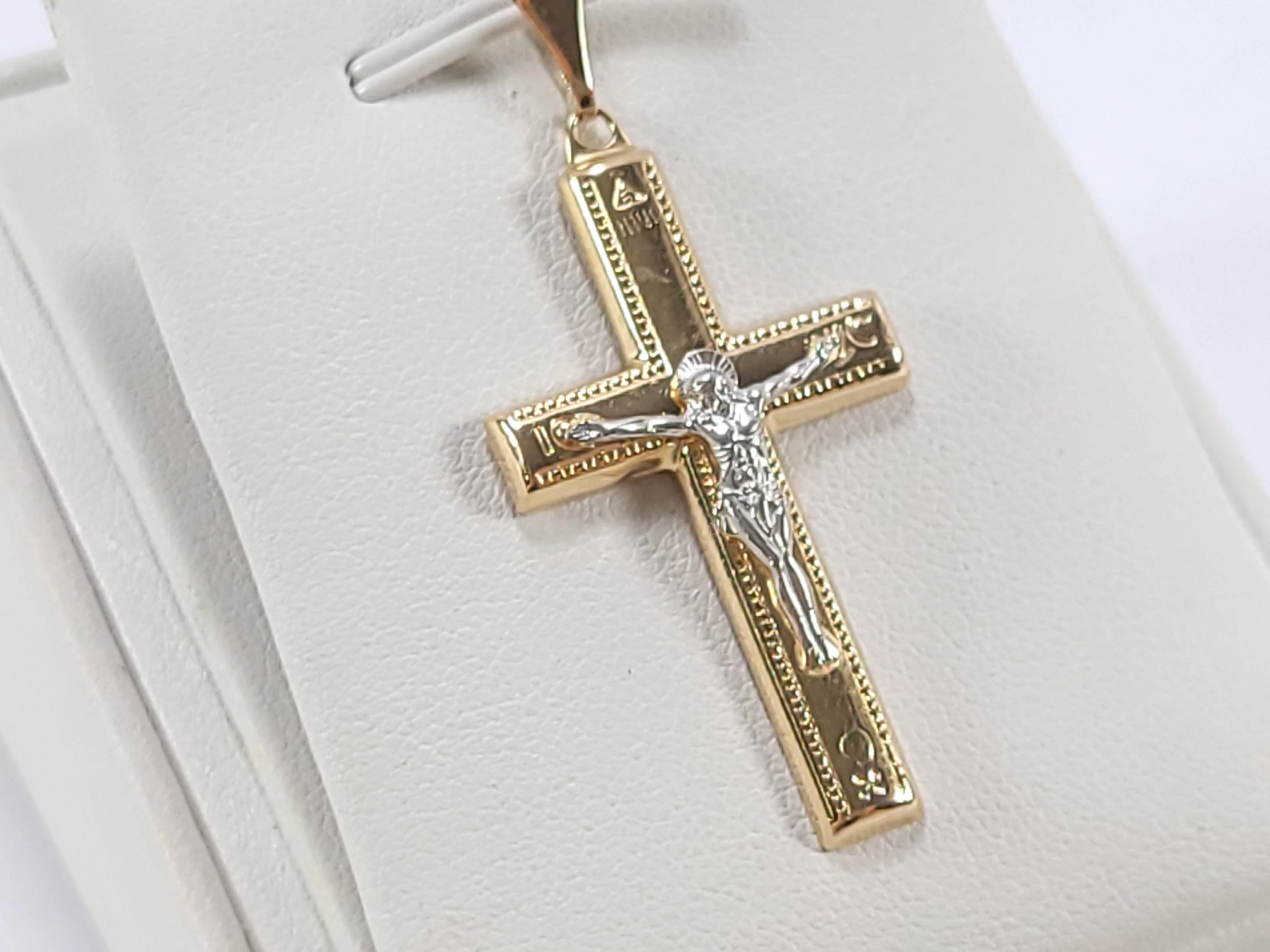 ZŁOTA ZAWIESZKA KRZYŻYK P585 2,80G 3,5CM | Wisiorki | Loombard.pl