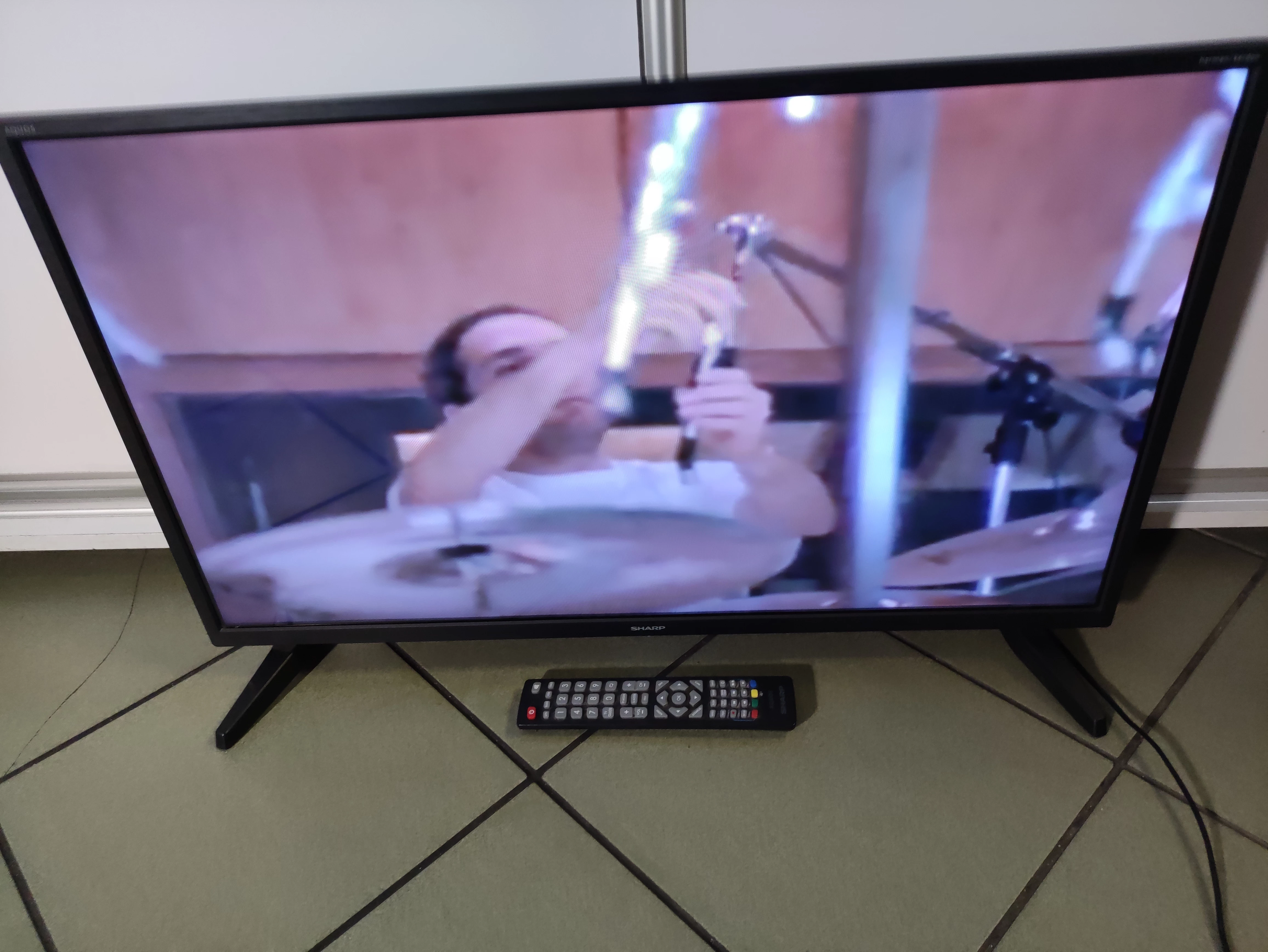 TELEWIZOR SHARP LED 32BB3E PILOT DVB-T2 | Telewizory | Loombard.pl