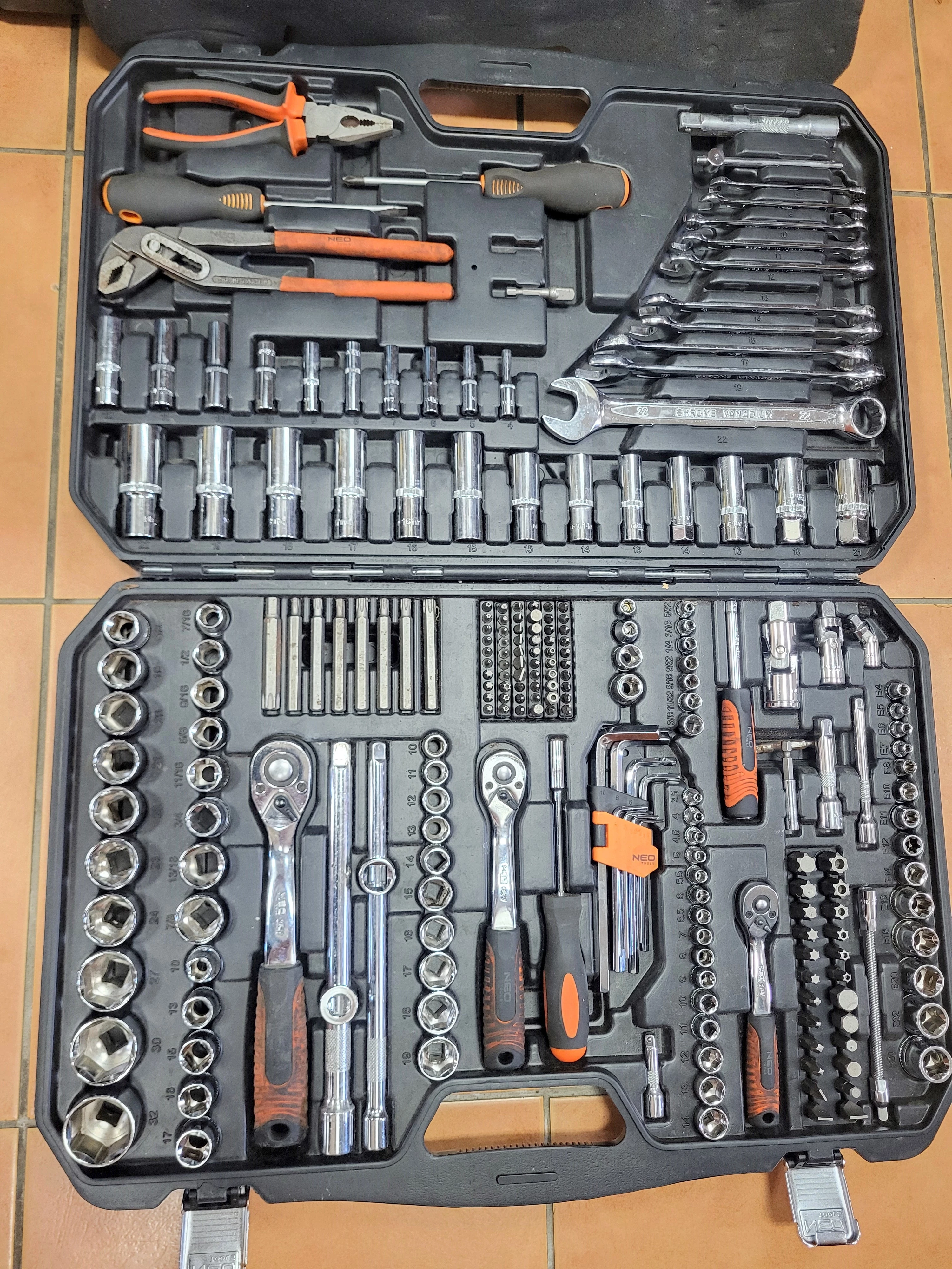 NEO TOOLS KLUCZE NASADOWE 233 EL. 1/2" 1/4" 3/8" DUŻY ZESTAW NARZĘDZI ...