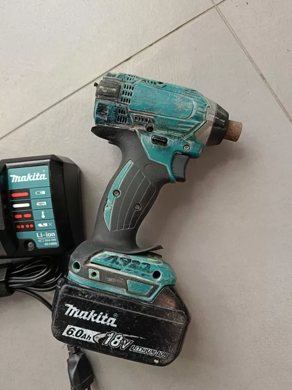 ZAKRĘTARKA UDAROWA MAKITA DTD152Z 18V LXT 165NM AKUMULATOR + ŁADOWARKA ...