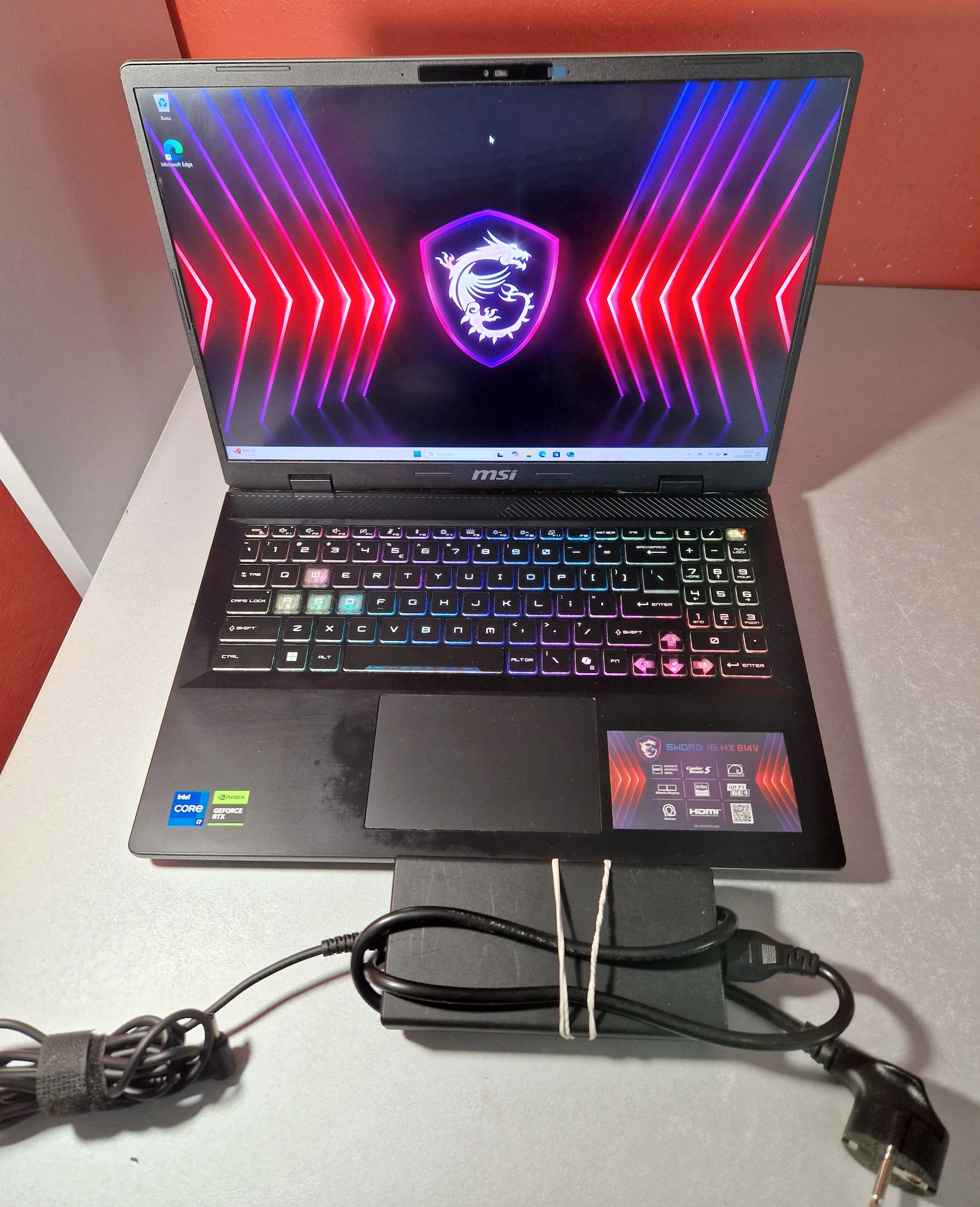 LAPTOP MSI SWORD 16 HX B14 | I7-14650HX | RTX 4060 | 16GB | 1TB SSD ...