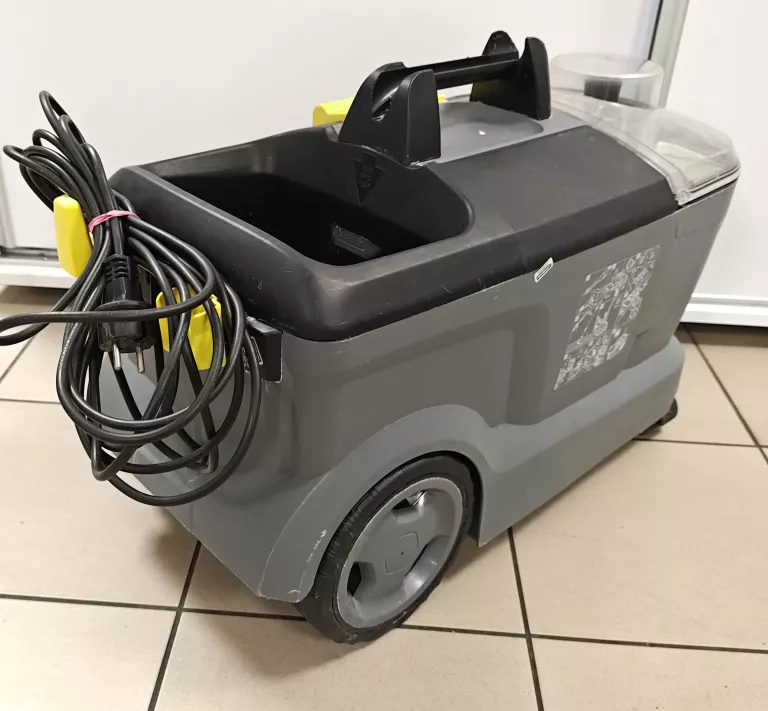 ODKURZACZ PIORĄCY KÄRCHER PUZZI 10/1 | Odkurzacze piorące | Loombard.pl