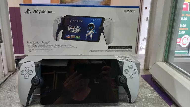 KONSOLA SONY PLAYSTATION PORTAL CFI-Y1016 KOMPLET/GWARANCJA | Konsole | Loombard.pl