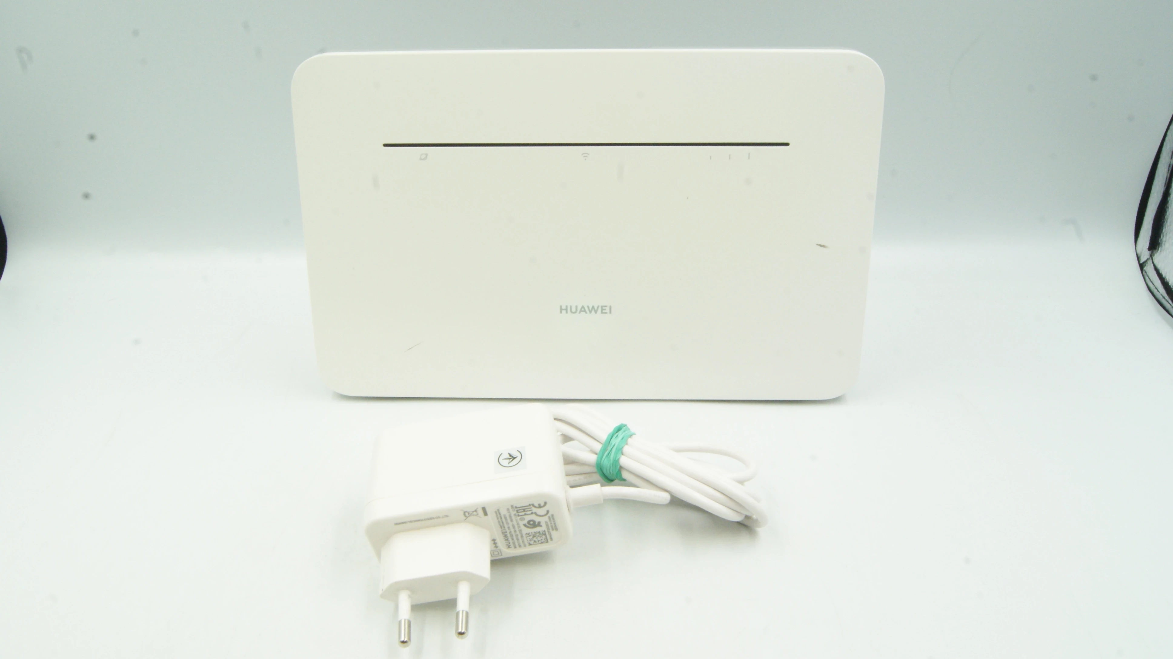 ROUTER HUAWEI B535-232A 4G LTE SIM +ZASILACZ | Routery WiFi i Access Pointy | Loombard.pl