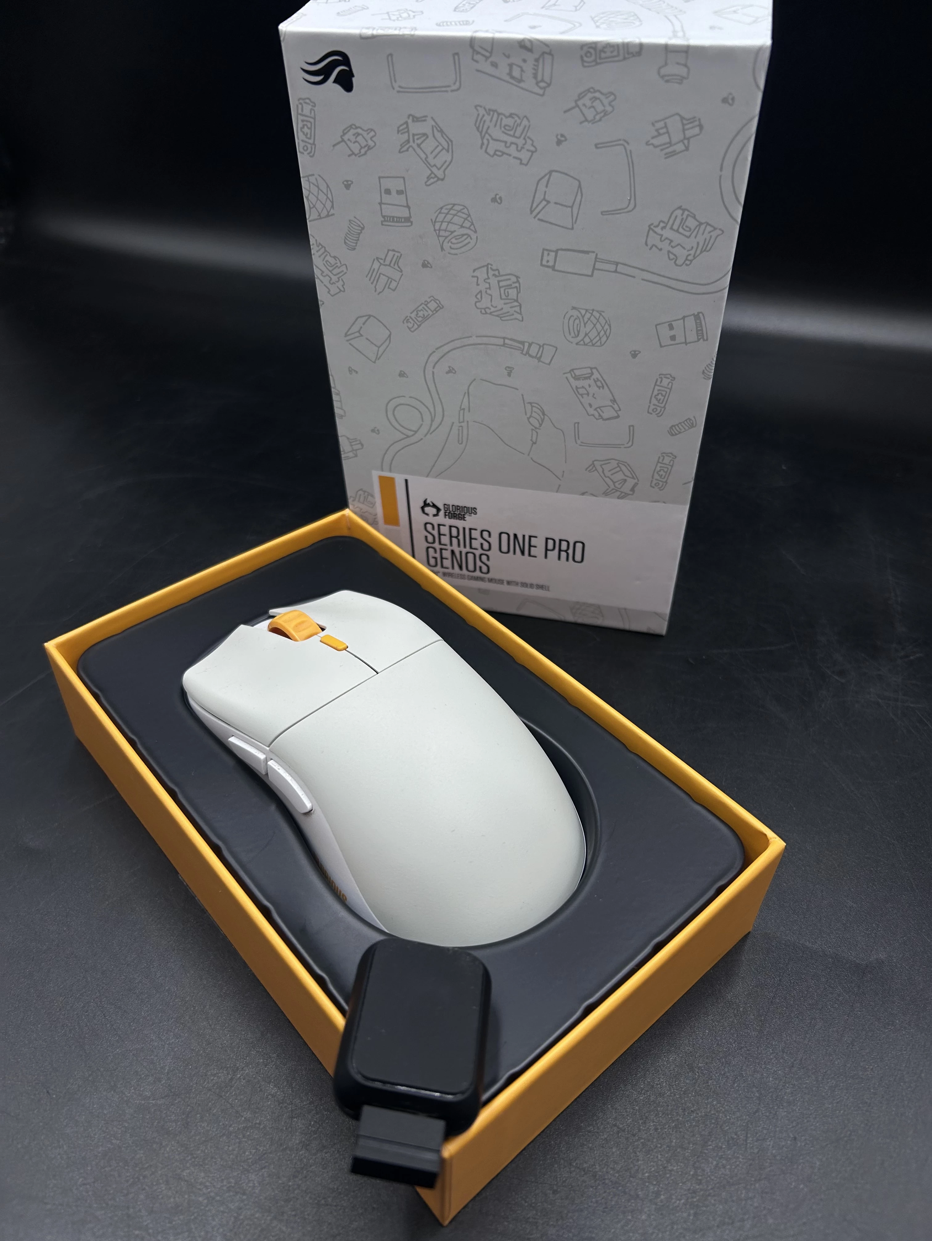 MYSZKA KOMPUTEROWA GLORIOUS FORGE SERIES ONE PRO GENOS | Bezprzewodowe ...