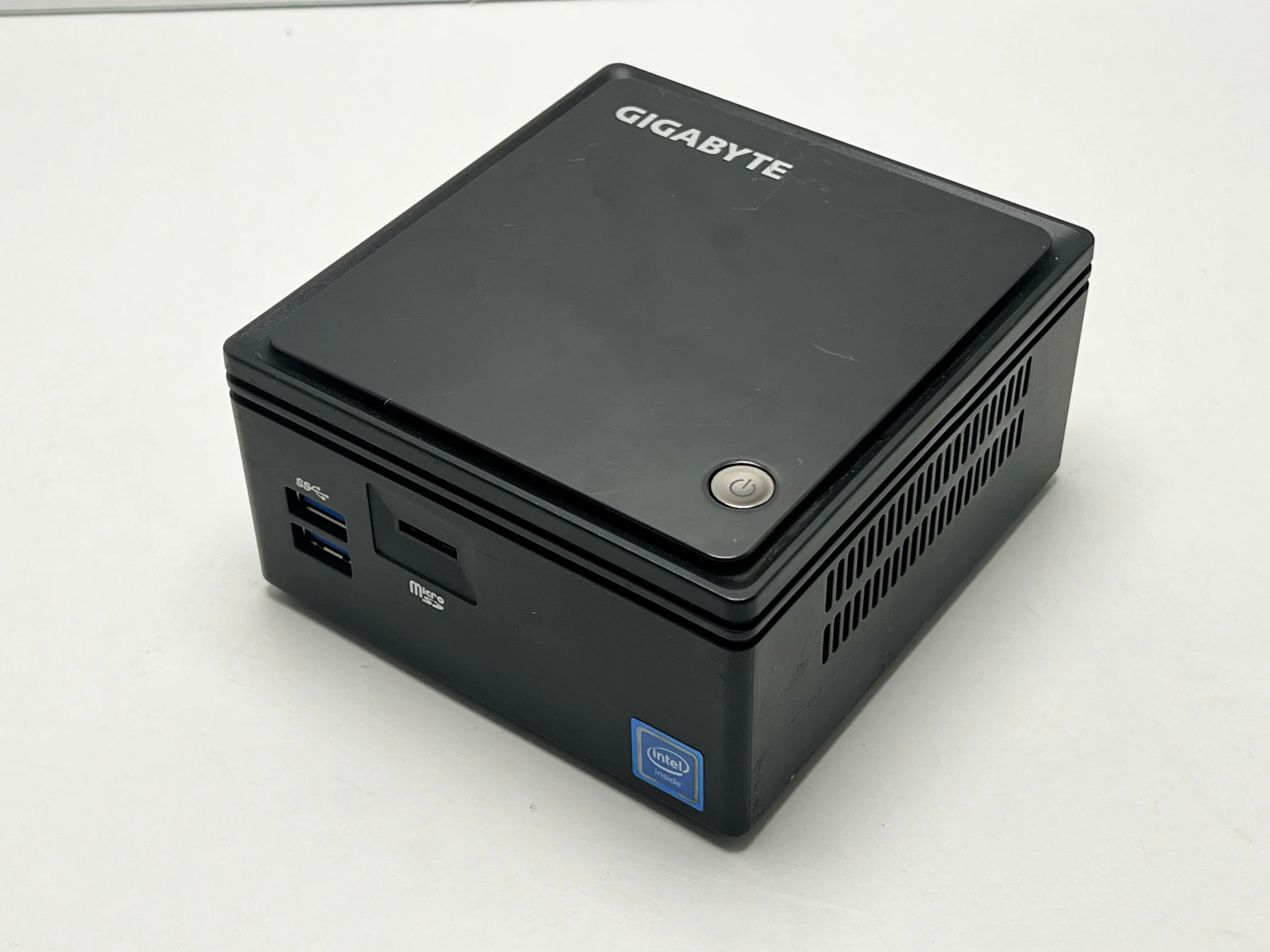 MINI KOMPUTER GIGABYTE GB-BACE-3000 | CELERON J3000 | 4GB | 120GB | WIN ...