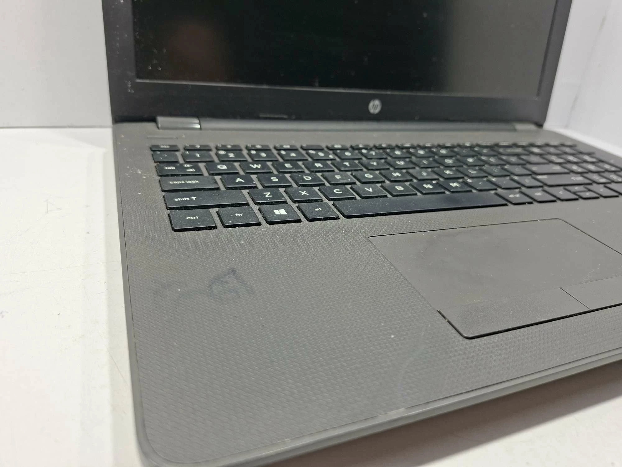 LAPTOP HP 250-G6 I5 8G 128 GB SSD | Laptopy | Loombard.pl