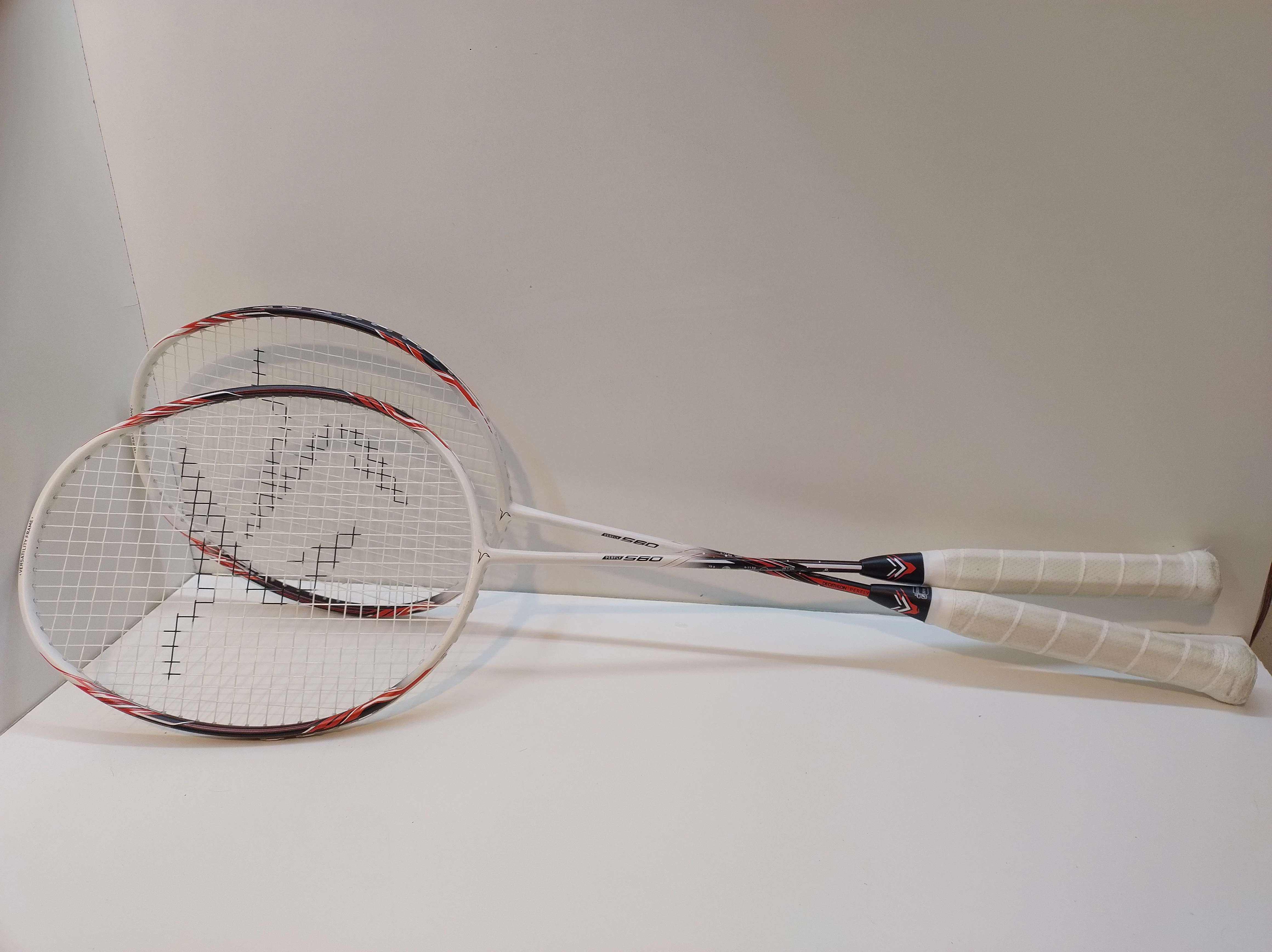 RAKIETKI DO BADMINTONA PERFLY 560 (B/N) | Badminton | Loombard.pl