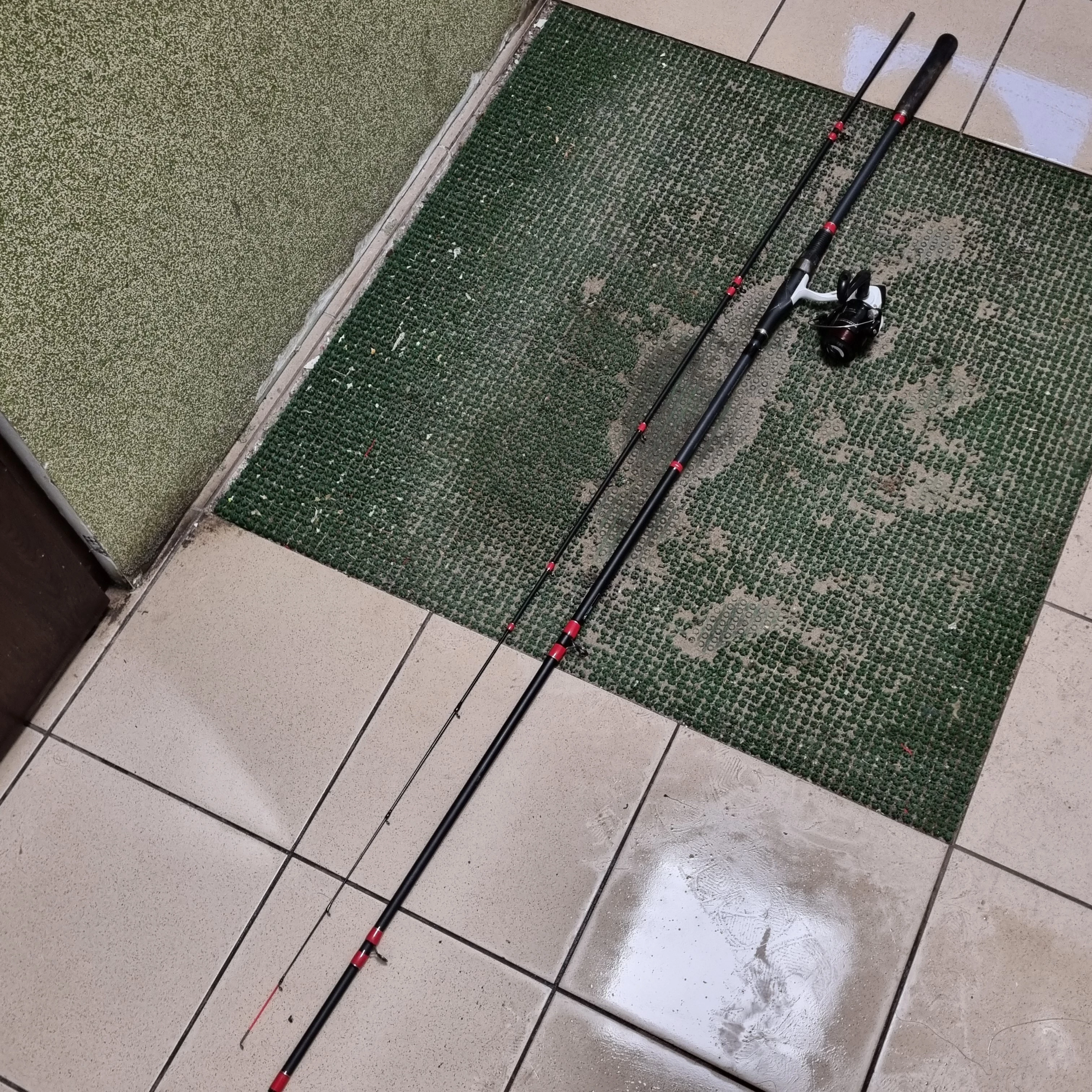 WĘDKA ROBINSON CARBONIC 3M + KOŁOWROTEK JAXON BONZO | Spinningowe ...