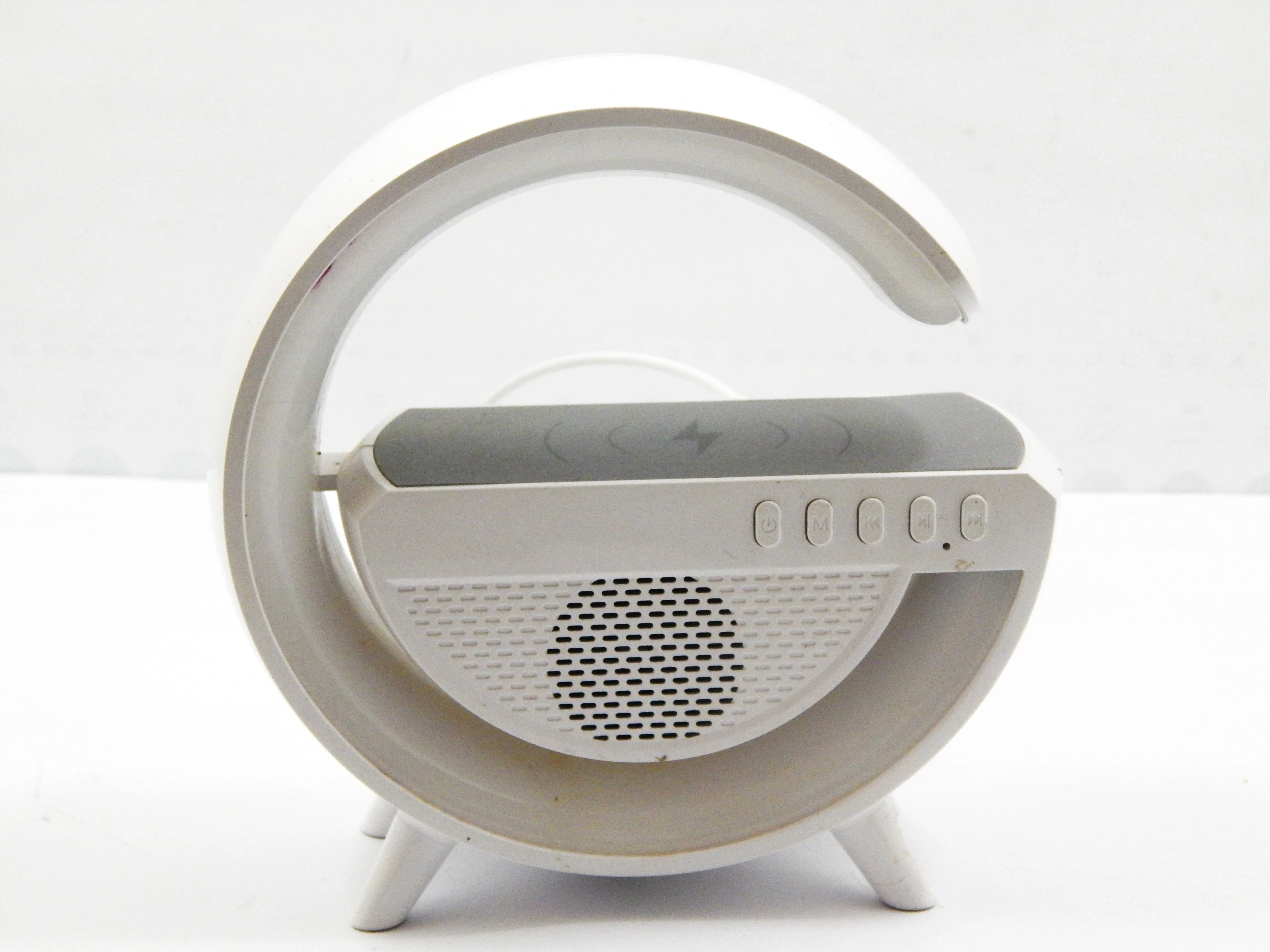 GŁOŚNIK Z ŁADOWARKĄ BEZPRZEWODOWĄ SETTY | Głośniki przenośne | Loombard.pl