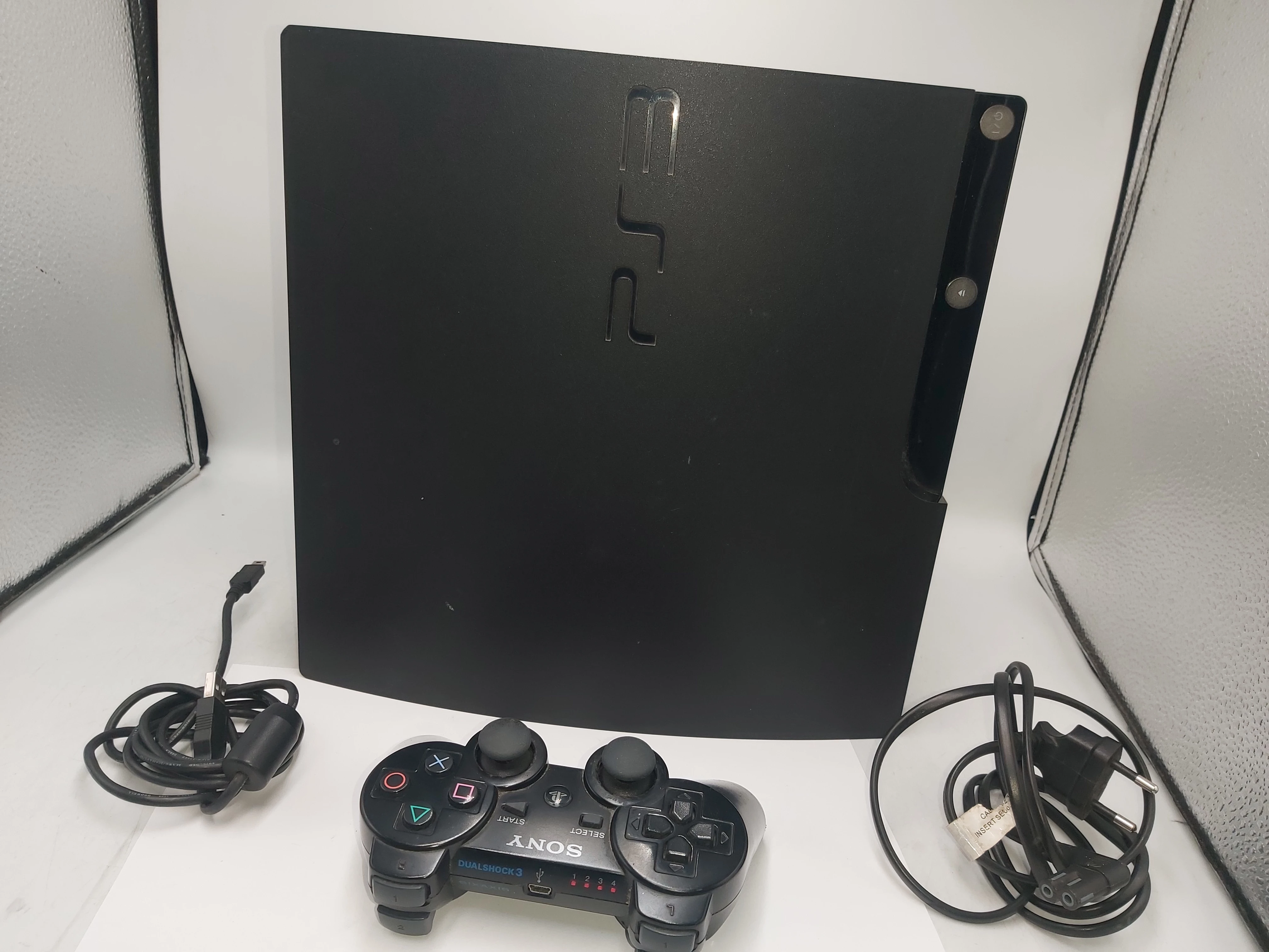 KONSOLA SONY PS3 250GB + PAD, KABEL ZASILAJĄCY | Konsole | Loombard.pl