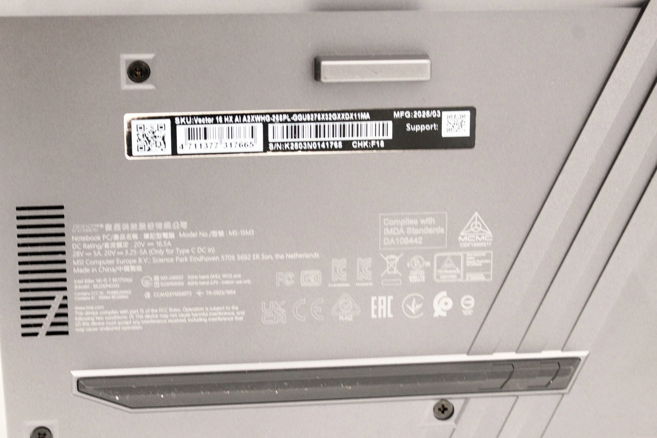 LAPTOP MSI VECTOR 16 HX AI A2XWHG-255PL | Laptopy | Loombard.pl