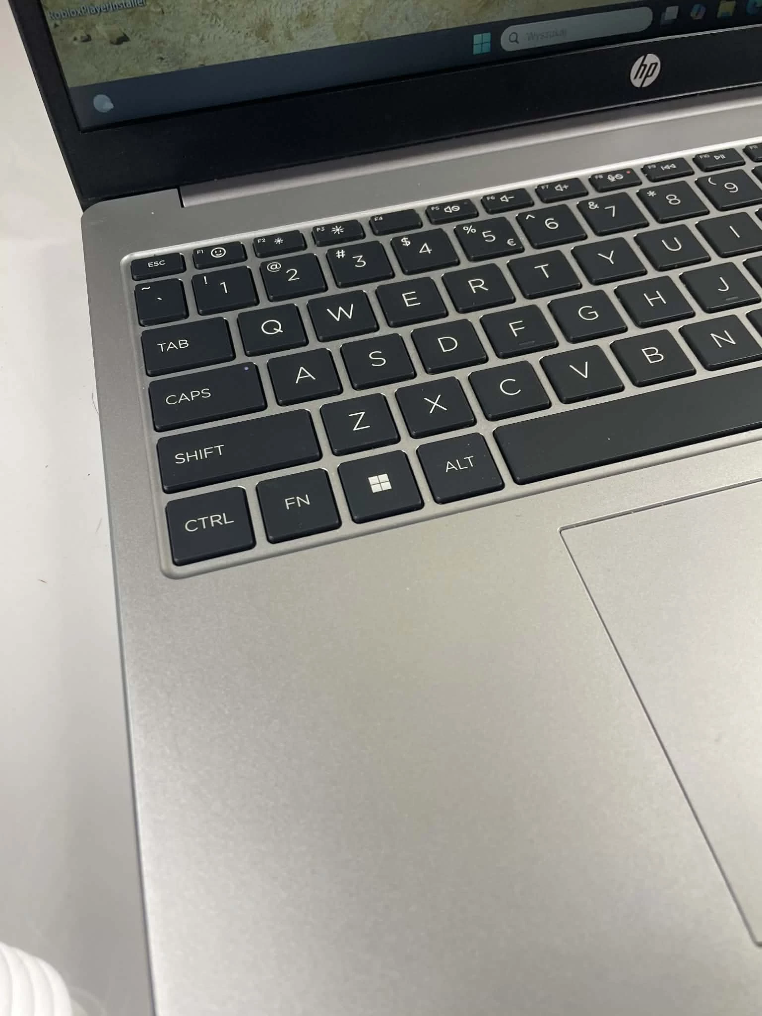 LAPTOP HP TPN-Q286 15,6 " INTEL N100 8/512 GB KOMPLET WINDOWS 11 ...