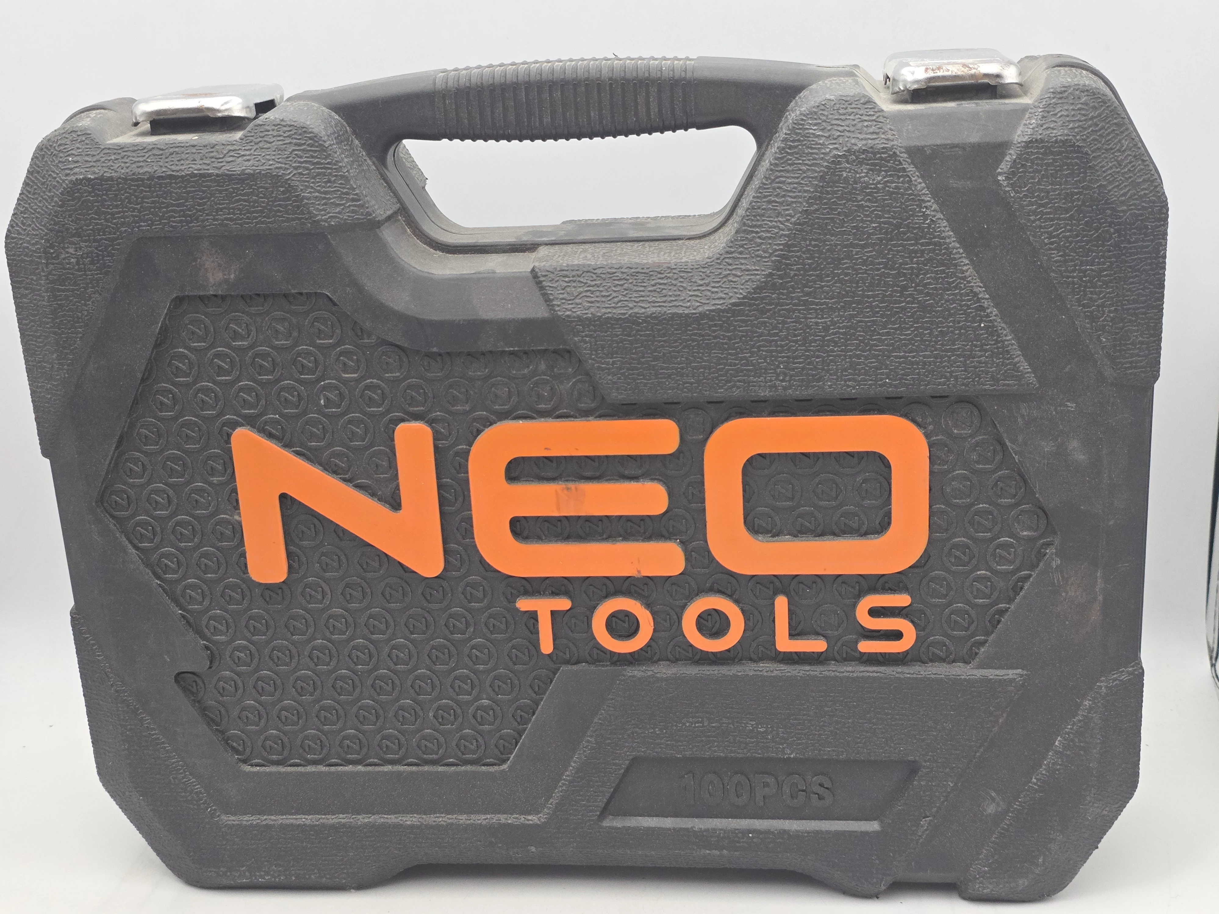 ZESTAW KLUCZY NASADOWYCH NEO TOOLS 10-206 100 EL | Zestawy narzędzi ...